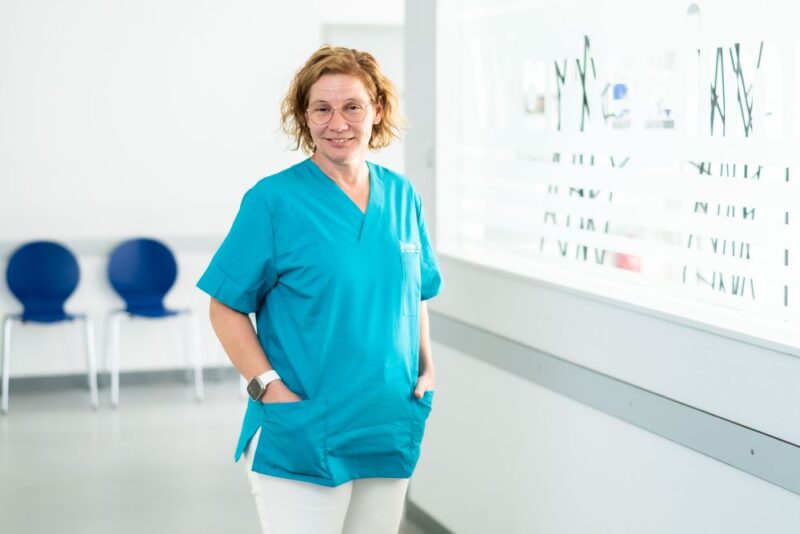 Team - Ozobia S. Mgbor | Chirurgie & Orthopädie Voerde